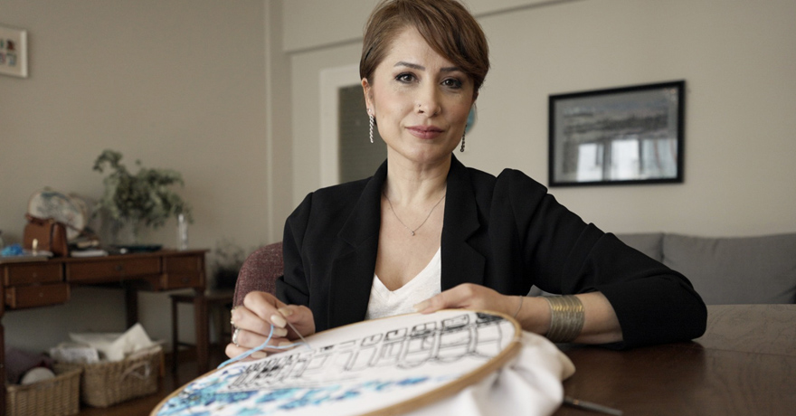 Leyla Aslan’ın İZLER’i CerModern’de – Sanat & Politika